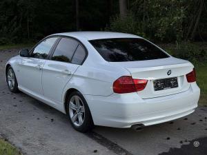 Balts BMW 318 2009 Utena, ar dzinēja tilpumu 2.00 L un nobraukumu 272 tūkst. km par 4990 €, foto 18 vietnē AUTOMOTO.COM.LV