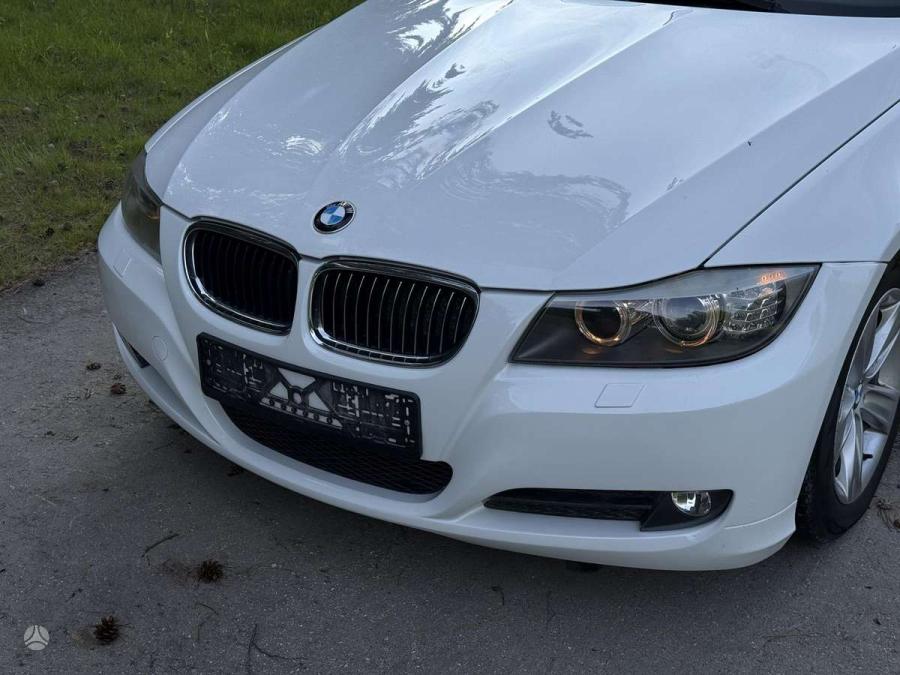 Balts BMW 318 2009 Utena, ar dzinēja tilpumu 2.00 L un nobraukumu 272 tūkst. km par 4990 €, foto 30 vietnē AUTOMOTO.COM.LV