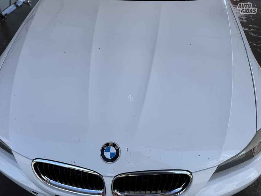 Balts BMW 318 2009 Alīta, ar dzinēja tilpumu 2.00 L un nobraukumu 300 tūkst. km par 3299 €, foto 6 vietnē AUTOMOTO.COM.LV
