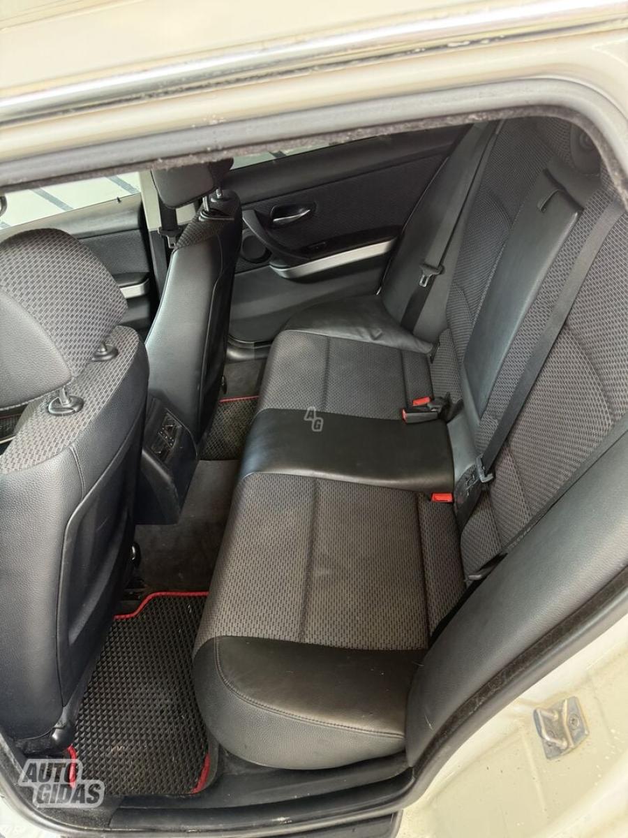 Balts BMW 318 2009 Alīta, ar dzinēja tilpumu 2.00 L un nobraukumu 300 tūkst. km par 3299 €, foto 8 vietnē AUTOMOTO.COM.LV