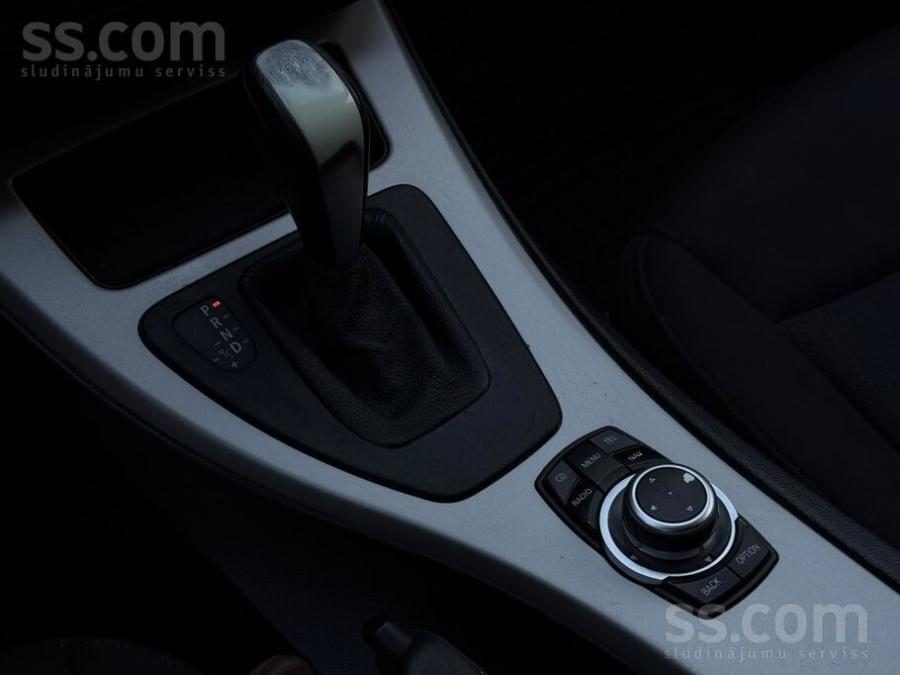 Balts BMW 318 2009 Rīga, ar dzinēja tilpumu 2.00 L un nobraukumu 309 tūkst. km par 3590 €, foto 21 vietnē AUTOMOTO.COM.LV