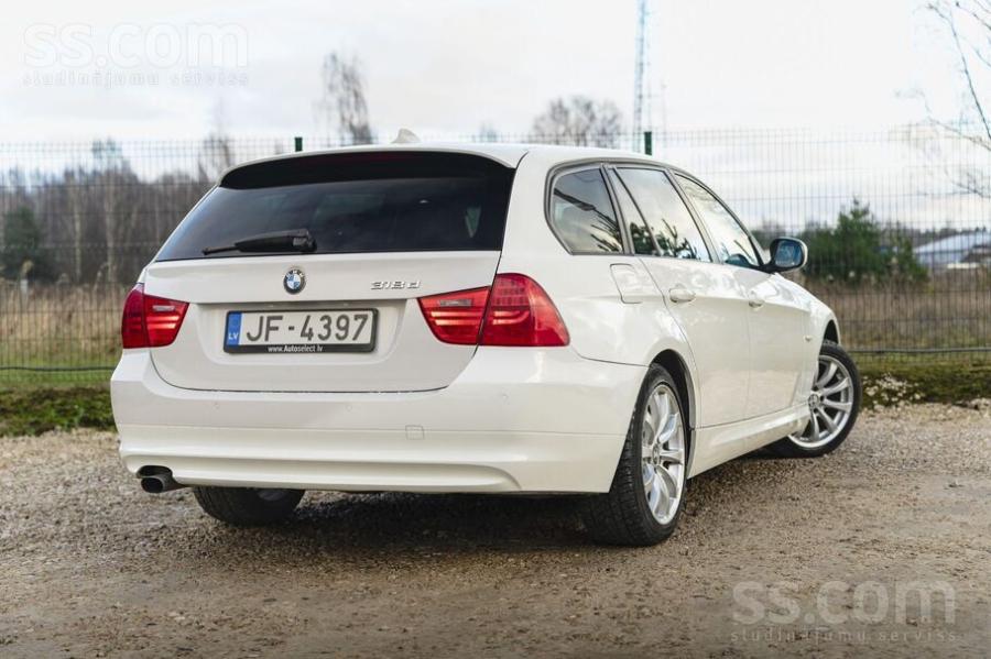 Balts BMW 318 2010 Rīga, ar dzinēja tilpumu 2.00 L un nobraukumu 427 tūkst. km par 5690 €, foto 6 vietnē AUTOMOTO.COM.LV