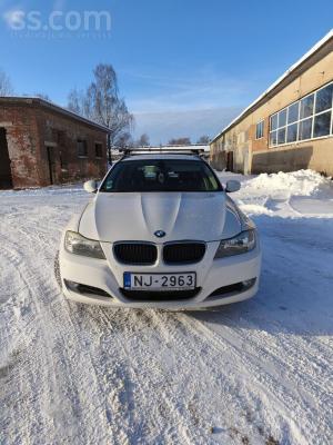 White BMW 318 2010 in Cesis, with an engine capacity of 2.00 L and mileage of 355 thousand km for 3550 €, photo  on AUTOMOTO.COM.LV