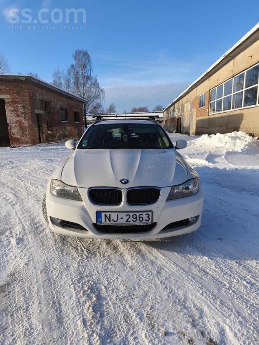 Белый БМВ 318 2010 в Цесис, объемом двигателя 2.00 л и пробегом 355 тыс. км за 3550 €, фото 1 на AUTOMOTO.COM.LV