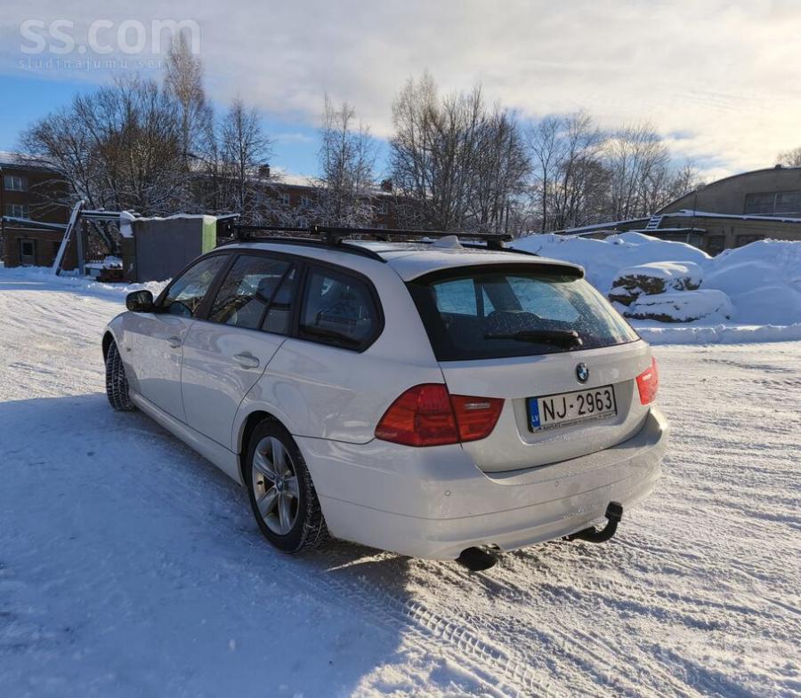 Белый БМВ 318 2010 в Цесис, объемом двигателя 2.00 л и пробегом 355 тыс. км за 3550 €, фото 4 на AUTOMOTO.COM.LV