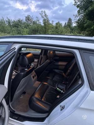 Balts BMW 318 2010 Viļņa, ar dzinēja tilpumu 0.11 L un nobraukumu 354 tūkst. km par 2500 €, foto 4 vietnē AUTOMOTO.COM.LV