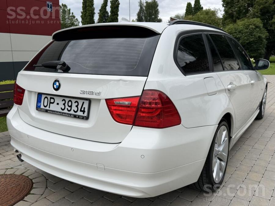 Balts BMW 318 2010 Rīga, ar dzinēja tilpumu 2.00 L un nobraukumu 290 tūkst. km par 5790 €, foto 9 vietnē AUTOMOTO.COM.LV