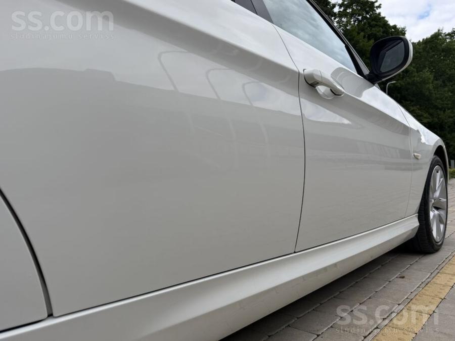 Balts BMW 318 2010 Rīga, ar dzinēja tilpumu 2.00 L un nobraukumu 290 tūkst. km par 5790 €, foto 13 vietnē AUTOMOTO.COM.LV