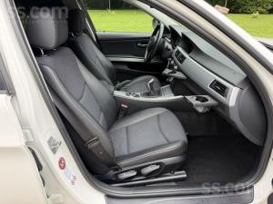 Balts BMW 318 2010 Rīga, ar dzinēja tilpumu 2.00 L un nobraukumu 290 tūkst. km par 5790 €, foto 20 vietnē AUTOMOTO.COM.LV