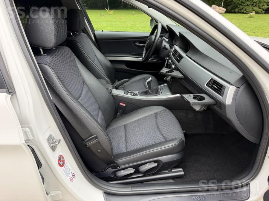 Balts BMW 318 2010 Rīga, ar dzinēja tilpumu 2.00 L un nobraukumu 290 tūkst. km par 5790 €, foto 20 vietnē AUTOMOTO.COM.LV