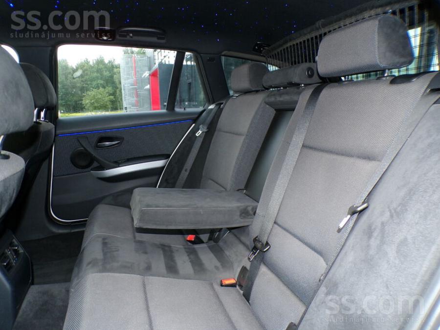 White BMW 318 2010 in Riga, with an engine capacity of 1.80 L and mileage of 262 thousand km for 7150 €, photo 12 on AUTOMOTO.COM.LV