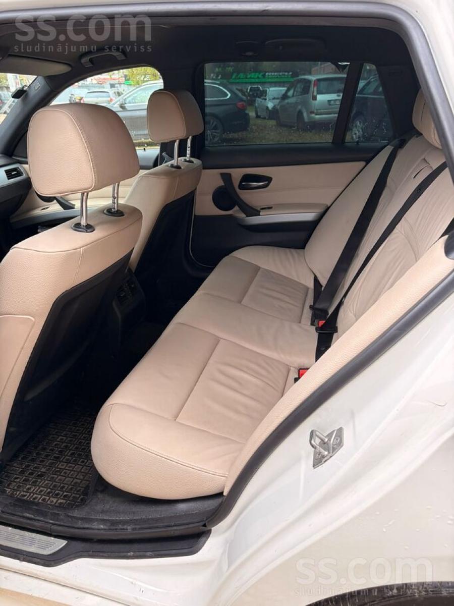 Balts BMW 318 2010 Tukums, ar dzinēja tilpumu 2.00 L un nobraukumu 258 tūkst. km par 5999 €, foto 10 vietnē AUTOMOTO.COM.LV