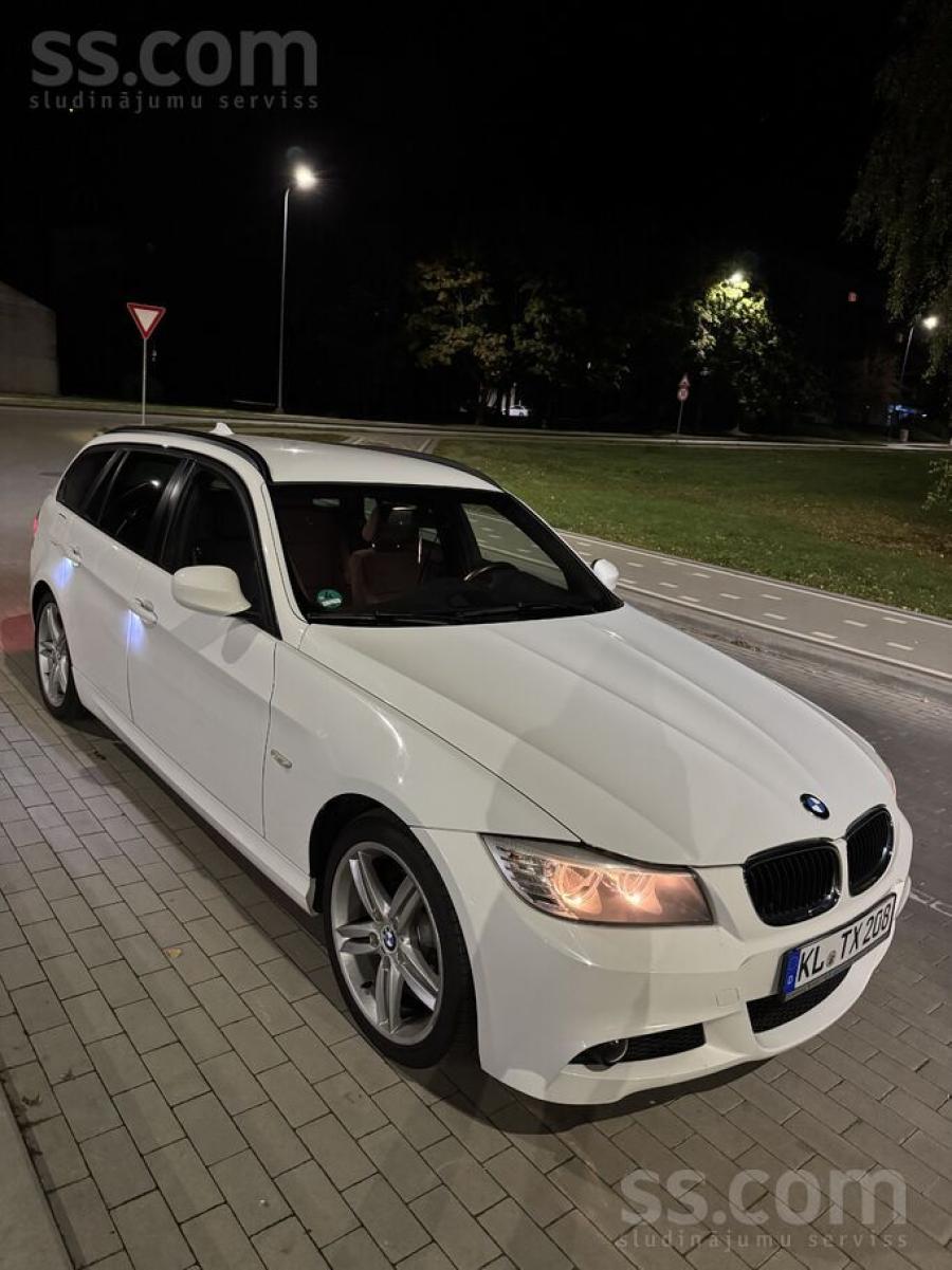 White BMW 318 2011 in Rezekne, with an engine capacity of 2.00 L and mileage of 297 thousand km for 3750 €, photo 1 on AUTOMOTO.COM.LV