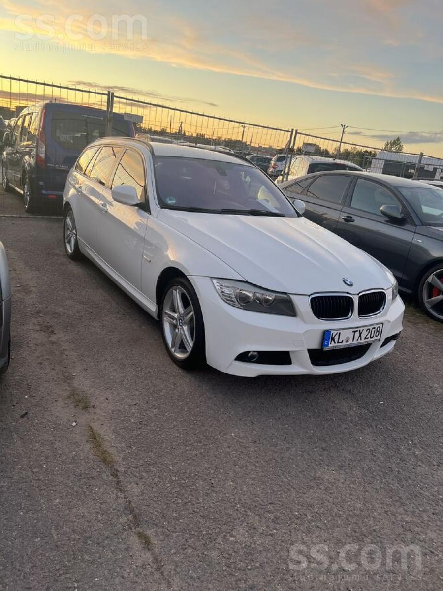 White BMW 318 2011 in Rezekne, with an engine capacity of 2.00 L and mileage of 297 thousand km for 3750 €, photo 3 on AUTOMOTO.COM.LV