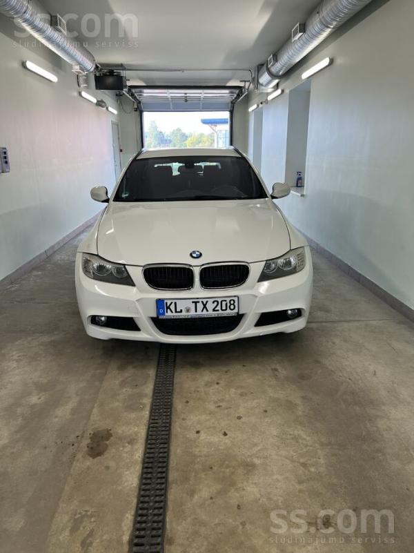 Balts BMW 318 2011 Rēzekne, ar dzinēja tilpumu 2.00 L un nobraukumu 297 tūkst. km par 3750 €, foto 6 vietnē AUTOMOTO.COM.LV