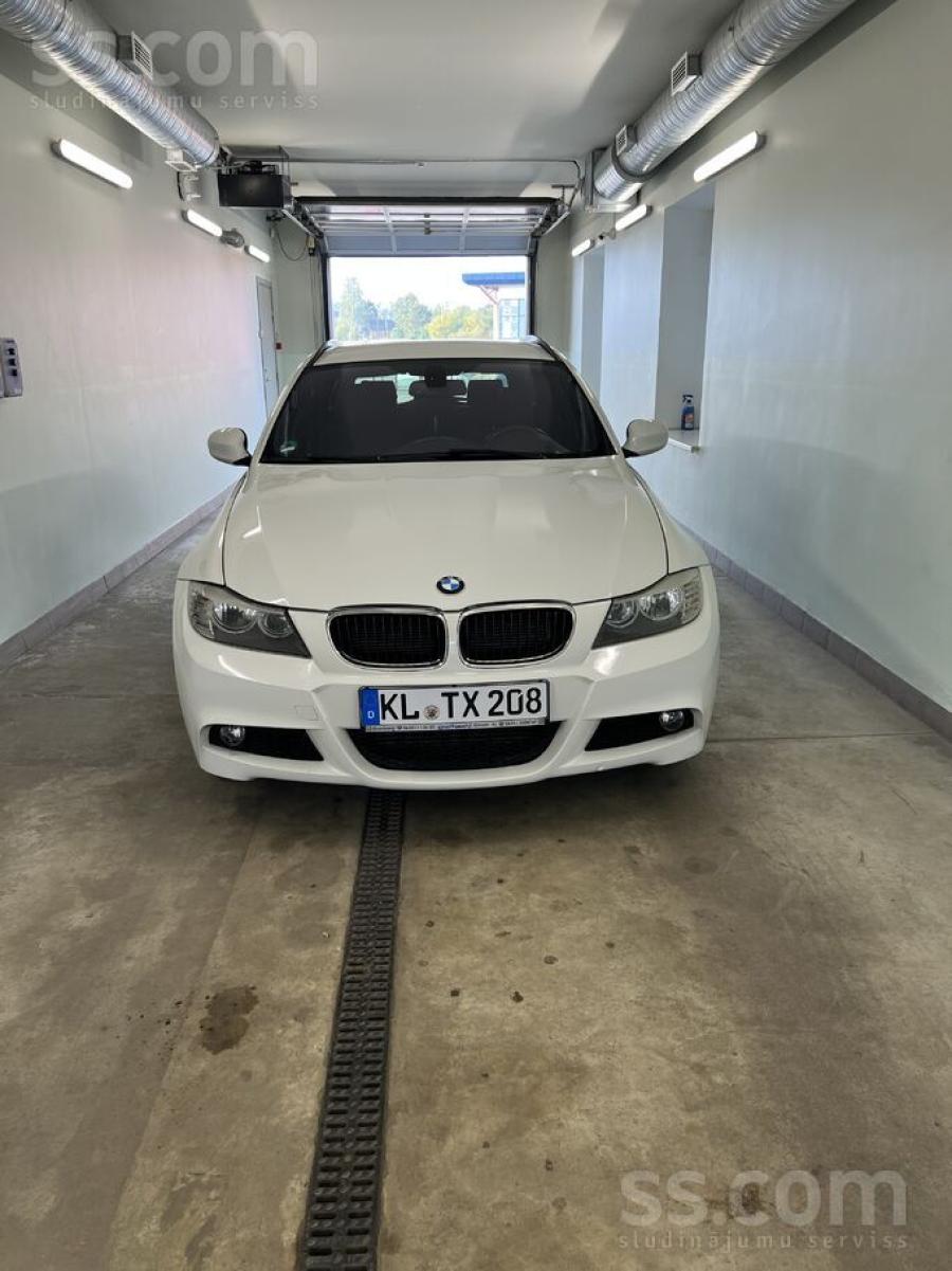 White BMW 318 2011 in Rezekne, with an engine capacity of 2.00 L and mileage of 297 thousand km for 3750 €, photo 6 on AUTOMOTO.COM.LV