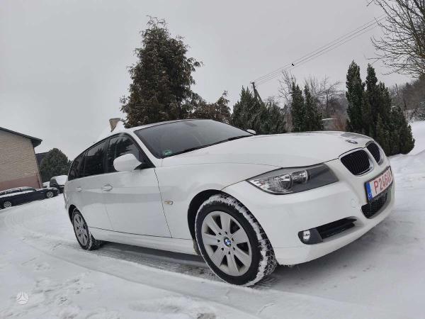 White BMW 318 2011 in Kaunas, with an engine capacity of 2.00 L and mileage of 275 thousand km for 3400 €, photo 4 on AUTOMOTO.COM.LV
