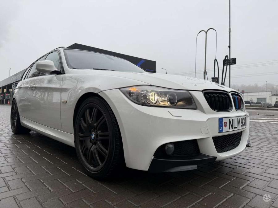 Balts BMW 318 2011 Kauņa, ar dzinēja tilpumu 2.00 L un nobraukumu 300 tūkst. km par 5000 €, foto 3 vietnē AUTOMOTO.COM.LV