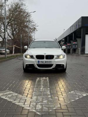 Balts BMW 318 2011 Kauņa, ar dzinēja tilpumu 2.00 L un nobraukumu 300 tūkst. km par 5000 €, foto 11 vietnē AUTOMOTO.COM.LV