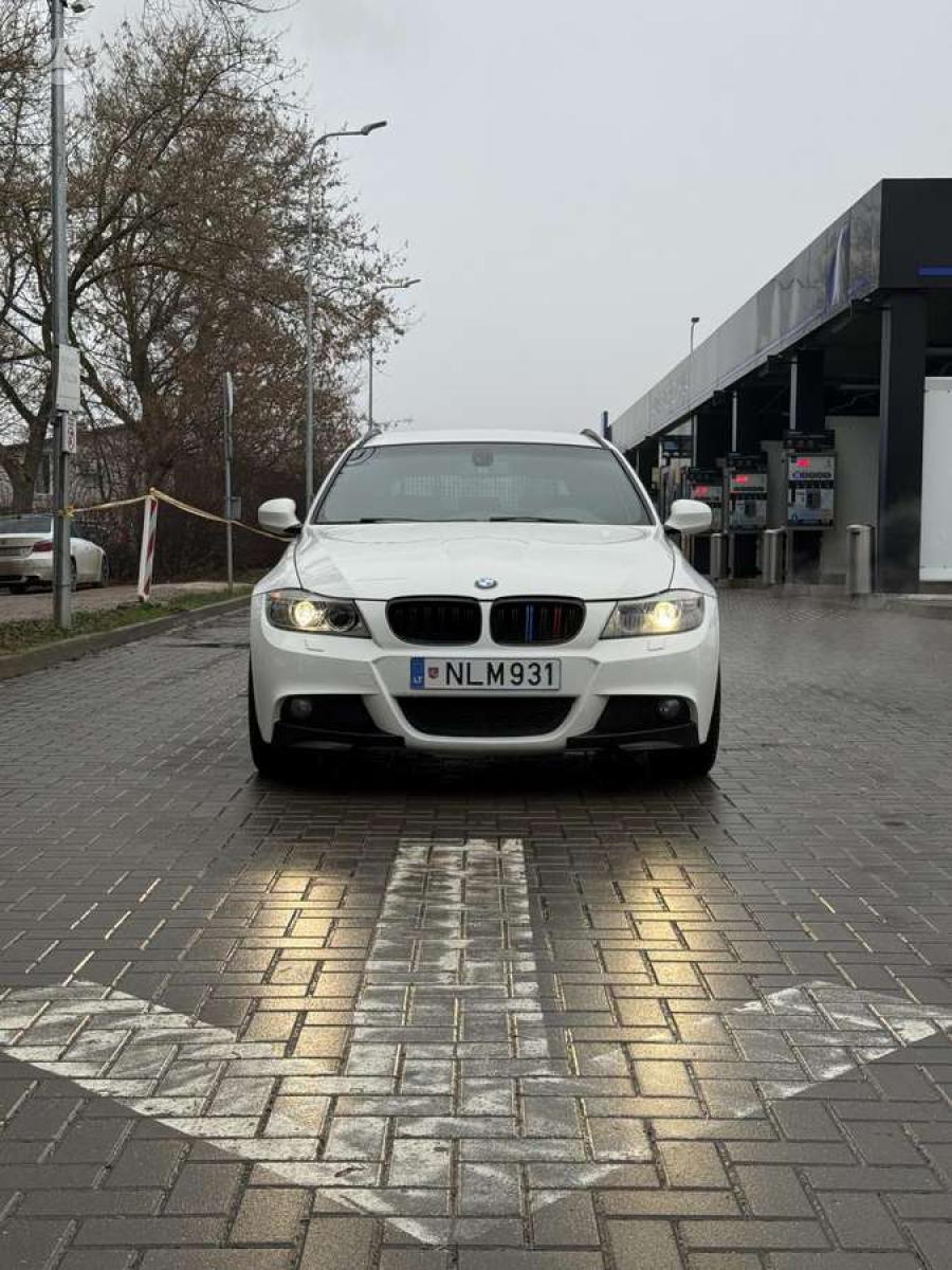 Balts BMW 318 2011 Kauņa, ar dzinēja tilpumu 2.00 L un nobraukumu 300 tūkst. km par 5000 €, foto 11 vietnē AUTOMOTO.COM.LV