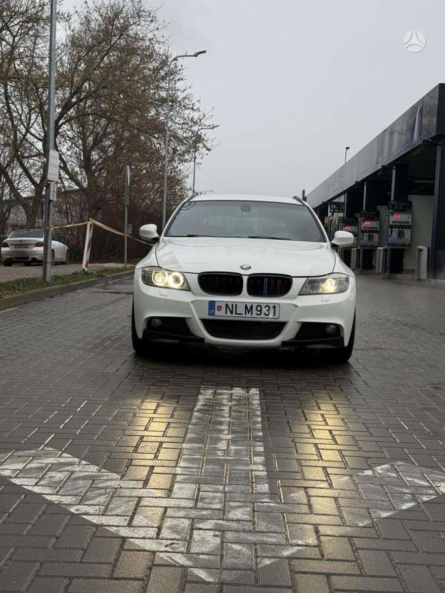 Balts BMW 318 2011 Kauņa, ar dzinēja tilpumu 2.00 L un nobraukumu 300 tūkst. km par 5000 €, foto 12 vietnē AUTOMOTO.COM.LV