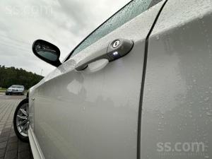 Белый БМВ 318 2011 в Елгава, объемом двигателя 2.00 л и пробегом 290 тыс. км за 5990 €, фото 14 на AUTOMOTO.COM.LV