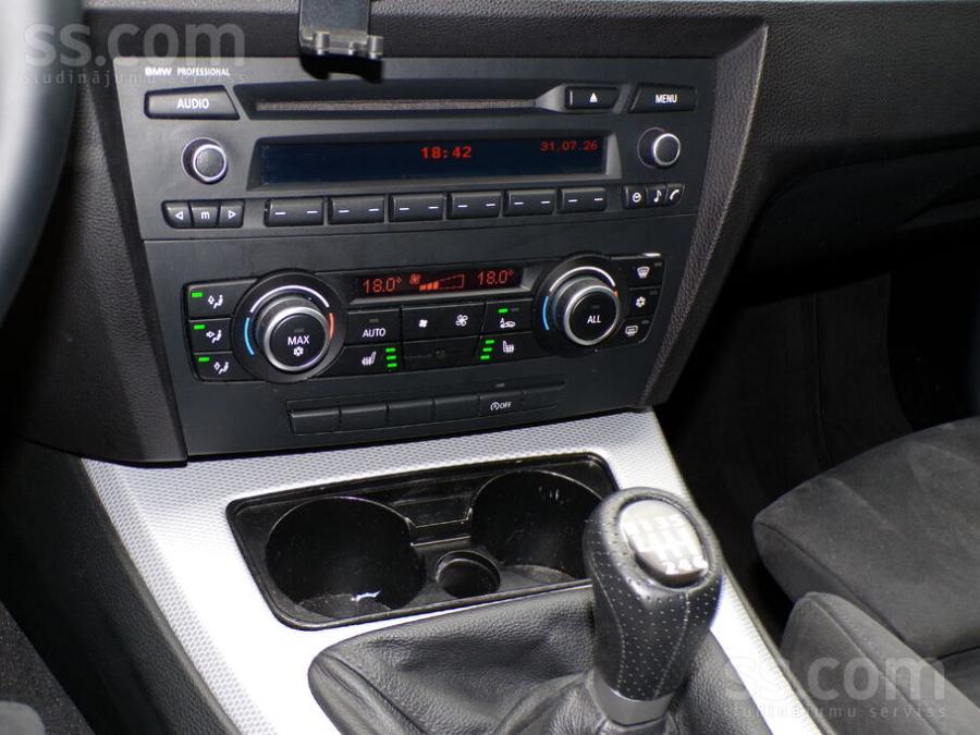Balts BMW 318 2011 Rīga, ar dzinēja tilpumu 2.00 L un nobraukumu 262 tūkst. km par 7150 €, foto 13 vietnē AUTOMOTO.COM.LV