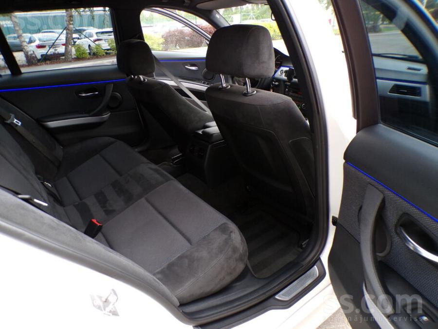 Balts BMW 318 2011 Rīga, ar dzinēja tilpumu 2.00 L un nobraukumu 262 tūkst. km par 7150 €, foto 15 vietnē AUTOMOTO.COM.LV