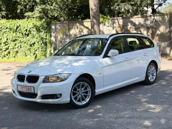 Balts BMW 318 2011 Alīta, ar dzinēja tilpumu 2.00 L un nobraukumu 249 tūkst. km par 4600 €, foto 4 vietnē AUTOMOTO.COM.LV