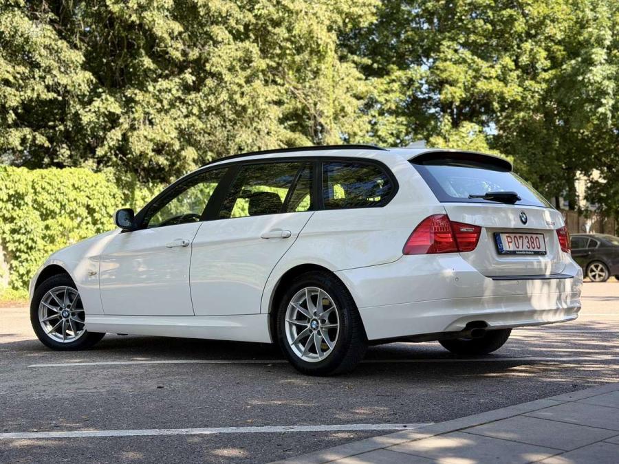 Balts BMW 318 2011 Alīta, ar dzinēja tilpumu 2.00 L un nobraukumu 249 tūkst. km par 4600 €, foto 7 vietnē AUTOMOTO.COM.LV