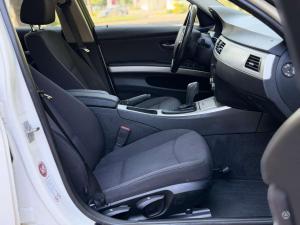 Balts BMW 318 2011 Alīta, ar dzinēja tilpumu 2.00 L un nobraukumu 249 tūkst. km par 4600 €, foto 12 vietnē AUTOMOTO.COM.LV