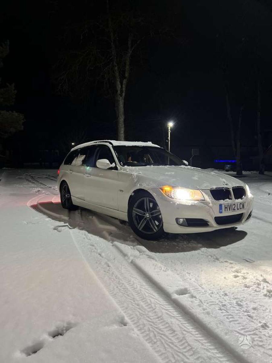Balts BMW 318 2012 Tauragė, ar dzinēja tilpumu 2.00 L un nobraukumu 1573 tūkst. km par 2600 €, foto 3 vietnē AUTOMOTO.COM.LV