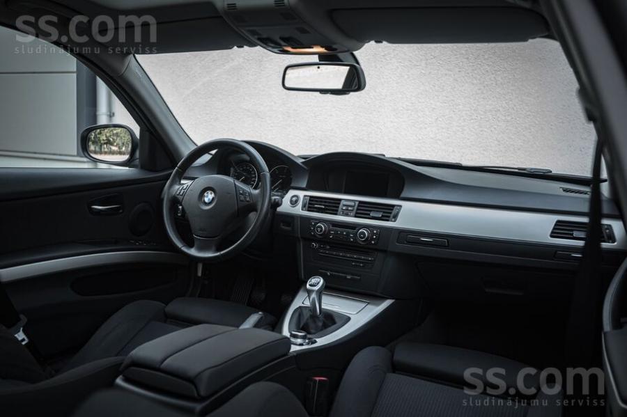 White BMW 318 2012 in Riga, with an engine capacity of 2.00 L and mileage of 182 thousand km for 6350 €, photo 14 on AUTOMOTO.COM.LV