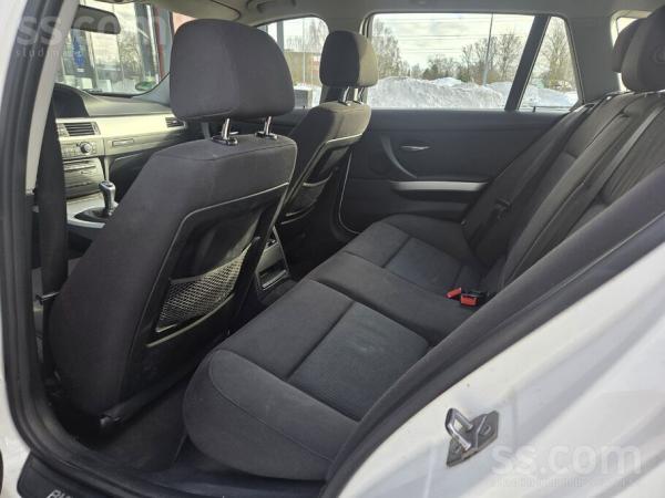 White BMW 318 2012 in Riga, with an engine capacity of 2.00 L and mileage of 0 thousand km for 3900 €, photo 5 on AUTOMOTO.COM.LV