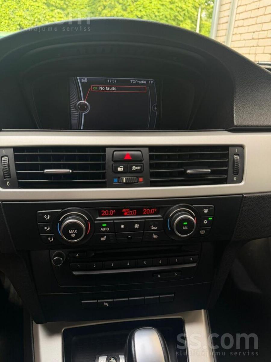 Balts BMW 318 2012 Ventspils, ar dzinēja tilpumu 2.00 L un nobraukumu 252 tūkst. km par 5900 €, foto 11 vietnē AUTOMOTO.COM.LV