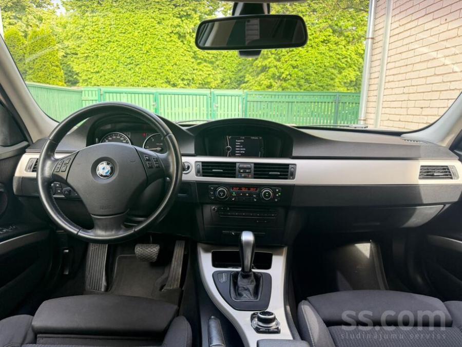 Balts BMW 318 2012 Ventspils, ar dzinēja tilpumu 2.00 L un nobraukumu 252 tūkst. km par 5900 €, foto 12 vietnē AUTOMOTO.COM.LV