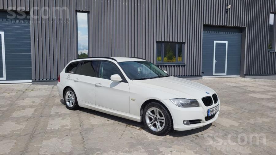 White BMW 318 2012 in Riga, with an engine capacity of 2.00 L and mileage of 320 thousand km for 3400 €, photo 1 on AUTOMOTO.COM.LV