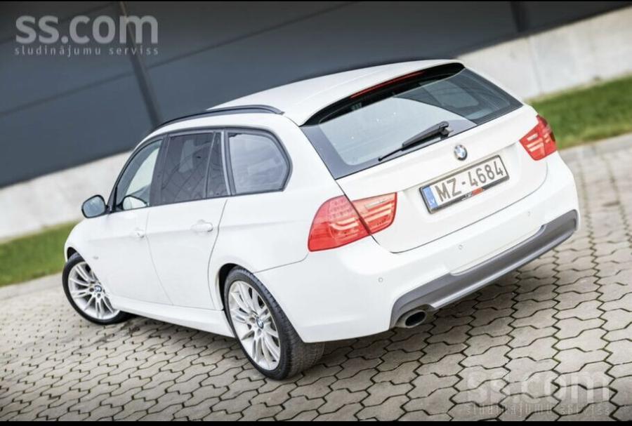 White BMW 318 2012 in Jelgava, with an engine capacity of 2.00 L and mileage of 318 thousand km for 7358 €, photo 8 on AUTOMOTO.COM.LV