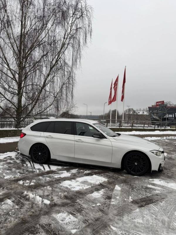 White BMW 318 2013 in Riga, with an engine capacity of 3.00 L and mileage of 233 thousand km for 11000 €, photo 5 on AUTOMOTO.COM.LV