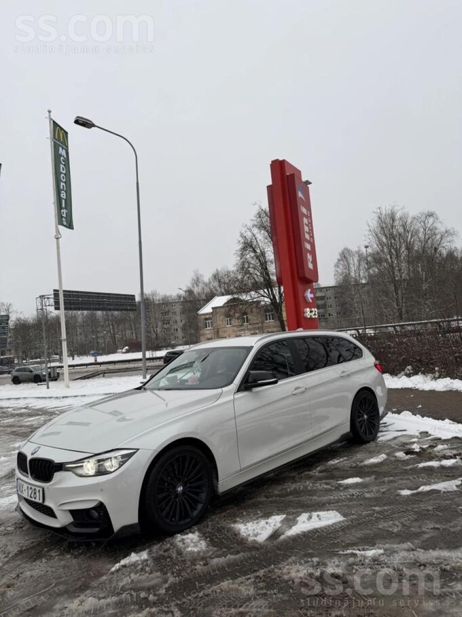 White BMW 318 2013 in Riga, with an engine capacity of 3.00 L and mileage of 233 thousand km for 11000 €, photo 9 on AUTOMOTO.COM.LV