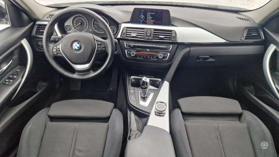 White BMW 318 2013 in Marijampole, with an engine capacity of 2.00 L and mileage of 302 thousand km for 7990 €, photo 13 on AUTOMOTO.COM.LV