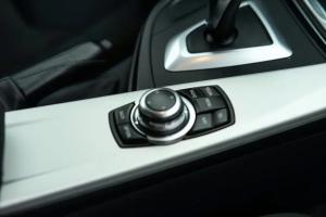 Balts BMW 318 2013 Liepāja, ar dzinēja tilpumu 2.00 L un nobraukumu 160 tūkst. km par 11750 €, foto 23 vietnē AUTOMOTO.COM.LV