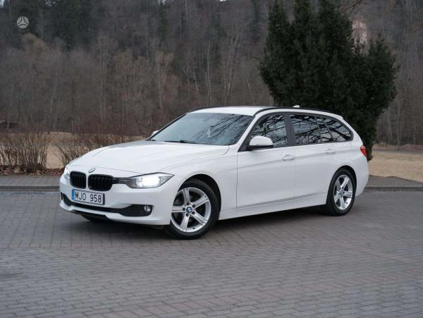 White BMW 318 2013 in Siauliai, with an engine capacity of 2.00 L and mileage of 275 thousand km for 6150 €, photo 7 on AUTOMOTO.COM.LV