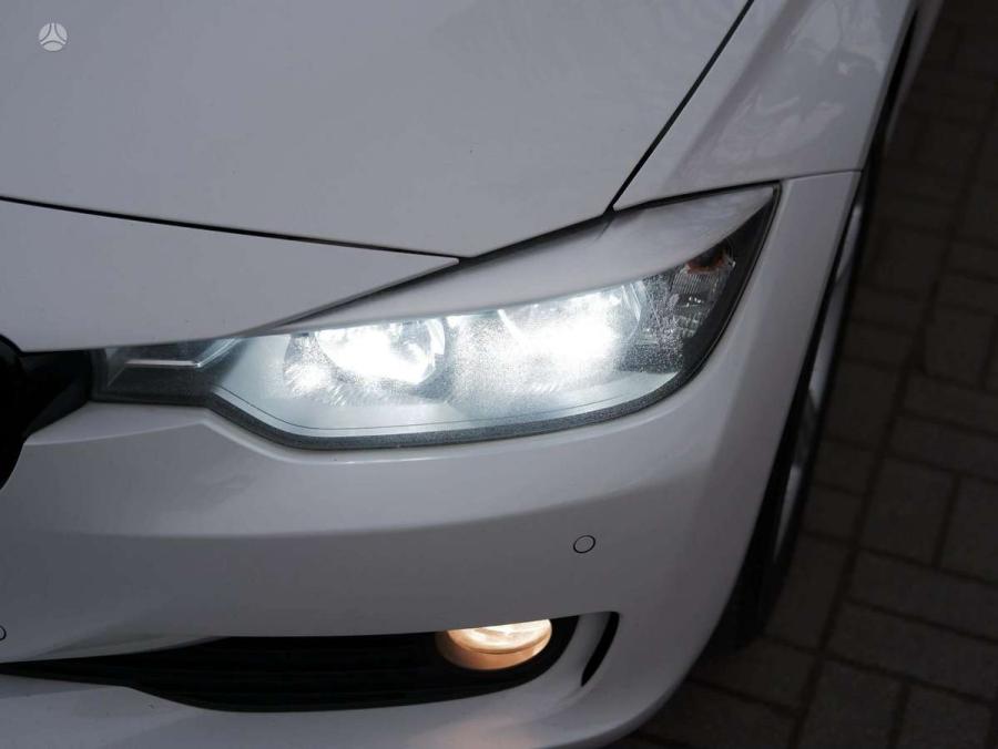 Balts BMW 318 2013 Šauļi, ar dzinēja tilpumu 2.00 L un nobraukumu 275 tūkst. km par 6150 €, foto 9 vietnē AUTOMOTO.COM.LV