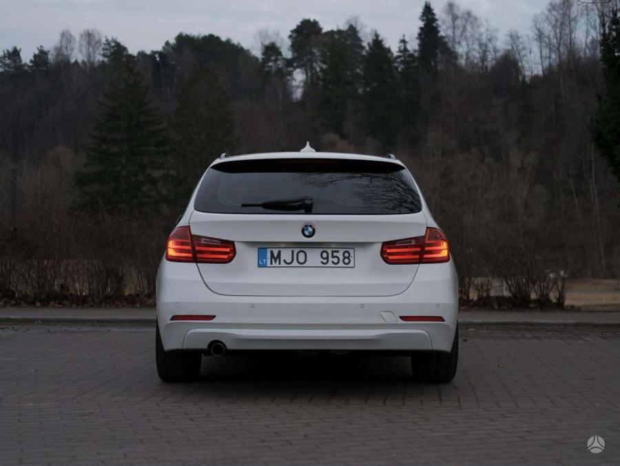 Balts BMW 318 2013 Šauļi, ar dzinēja tilpumu 2.00 L un nobraukumu 275 tūkst. km par 6150 €, foto 19 vietnē AUTOMOTO.COM.LV
