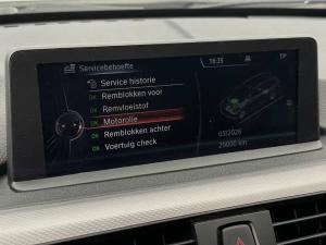 White BMW 318 2013 in Jelgava, with an engine capacity of 2.00 L and mileage of 240 thousand km for 11700 €, photo 16 on AUTOMOTO.COM.LV