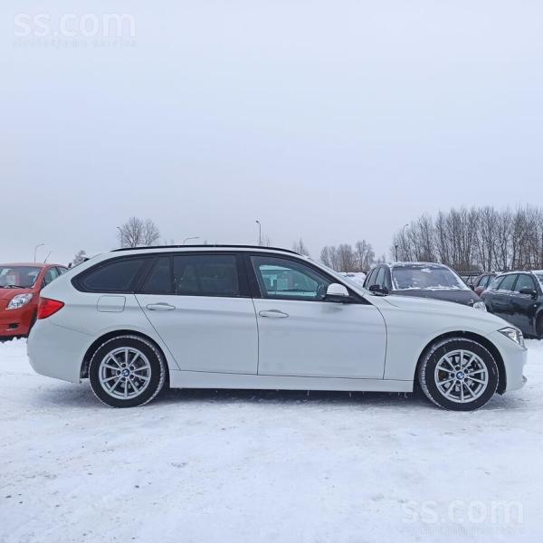 White BMW 318 2014 in Daugavpils, with an engine capacity of 2.00 L and mileage of 0 thousand km for 10400 €, photo 8 on AUTOMOTO.COM.LV