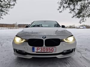 White BMW 318 2014 in Panevezys, with an engine capacity of 2.00 L and mileage of 235 thousand km for 7500 €, photo 4 on AUTOMOTO.COM.LV