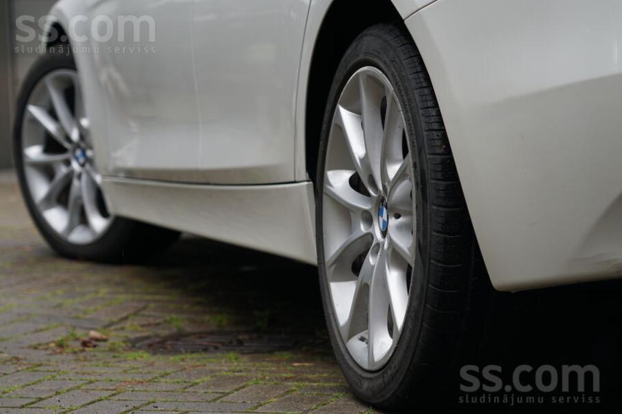 Balts BMW 318 2014 Rīga, ar dzinēja tilpumu 2.00 L un nobraukumu 273 tūkst. km par 8800 €, foto 10 vietnē AUTOMOTO.COM.LV