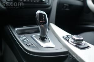 Balts BMW 318 2014 Rīga, ar dzinēja tilpumu 2.00 L un nobraukumu 273 tūkst. km par 8800 €, foto 12 vietnē AUTOMOTO.COM.LV